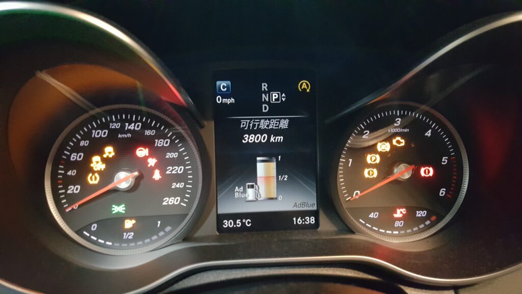 BENZ C200 W205 M626 DPF阻塞 柴油積碳清洗 尿素亮燈 – 冠傑汽車維修官方網站