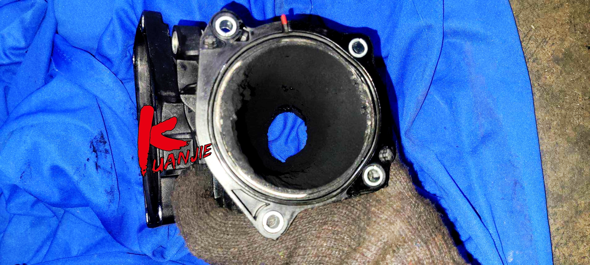 OM651 BENZ E220D W212 DPF積碳清洗 ERG積碳 – 冠傑汽車維修官方網站