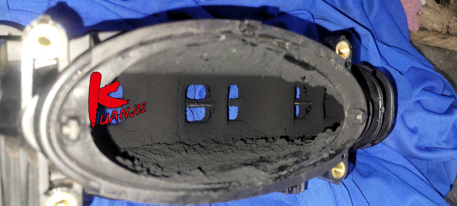 OM651 BENZ E220D W212 DPF積碳清洗 ERG積碳 – 冠傑汽車維修官方網站