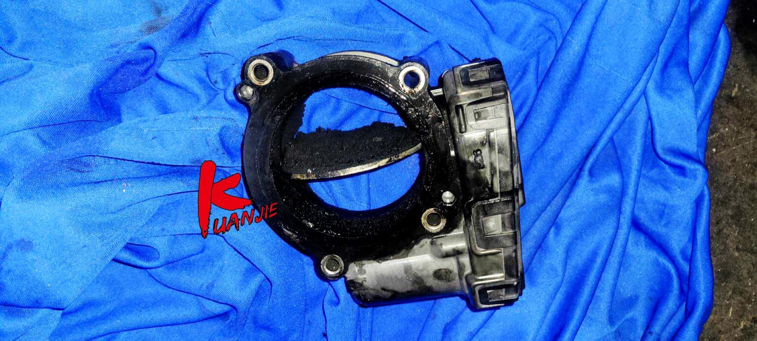 OM651 BENZ E220D W212 DPF積碳清洗 ERG積碳 – 冠傑汽車維修官方網站