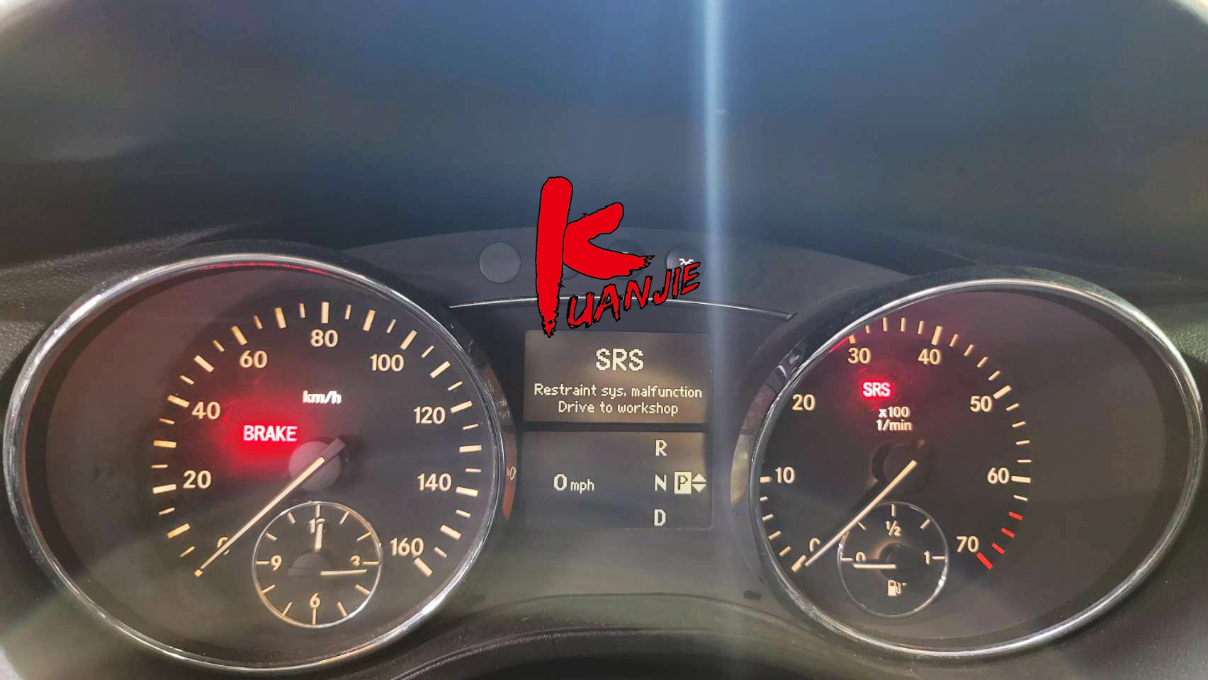 BenZ R350 w251 SRS氣囊故障更換 – 冠傑汽車維修官方網站